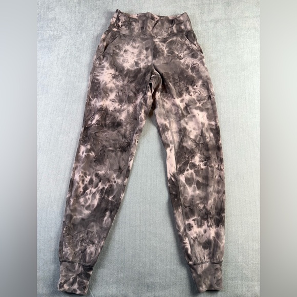 lululemon athletica | Pants & Jumpsuits | Lululemon 4 Align Highrise ...